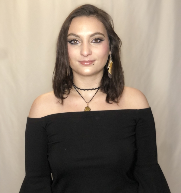 Kaytlyn gets a short pixie!