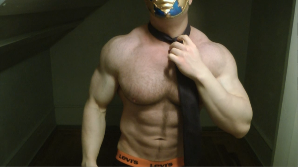 TYLER MUSCLEGOD VIP N°42 TYLER MUSCLES FLEXING HAIRY O