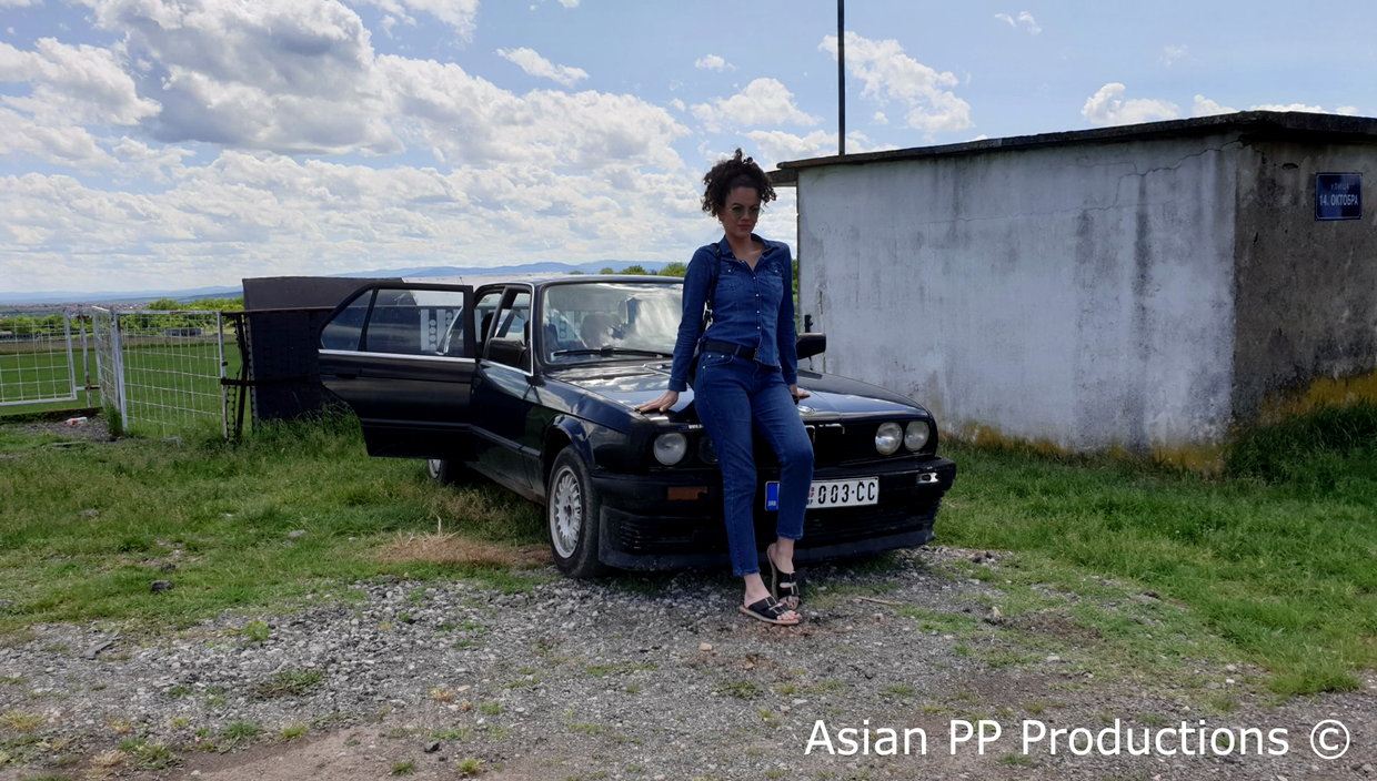 532 - Trish and Katya trouble with BMW