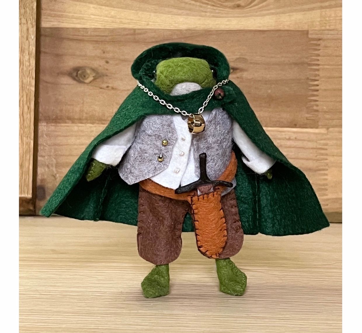 PDF Miniature Hobbit Outfit Sewing Pattern for Frog and other small ...