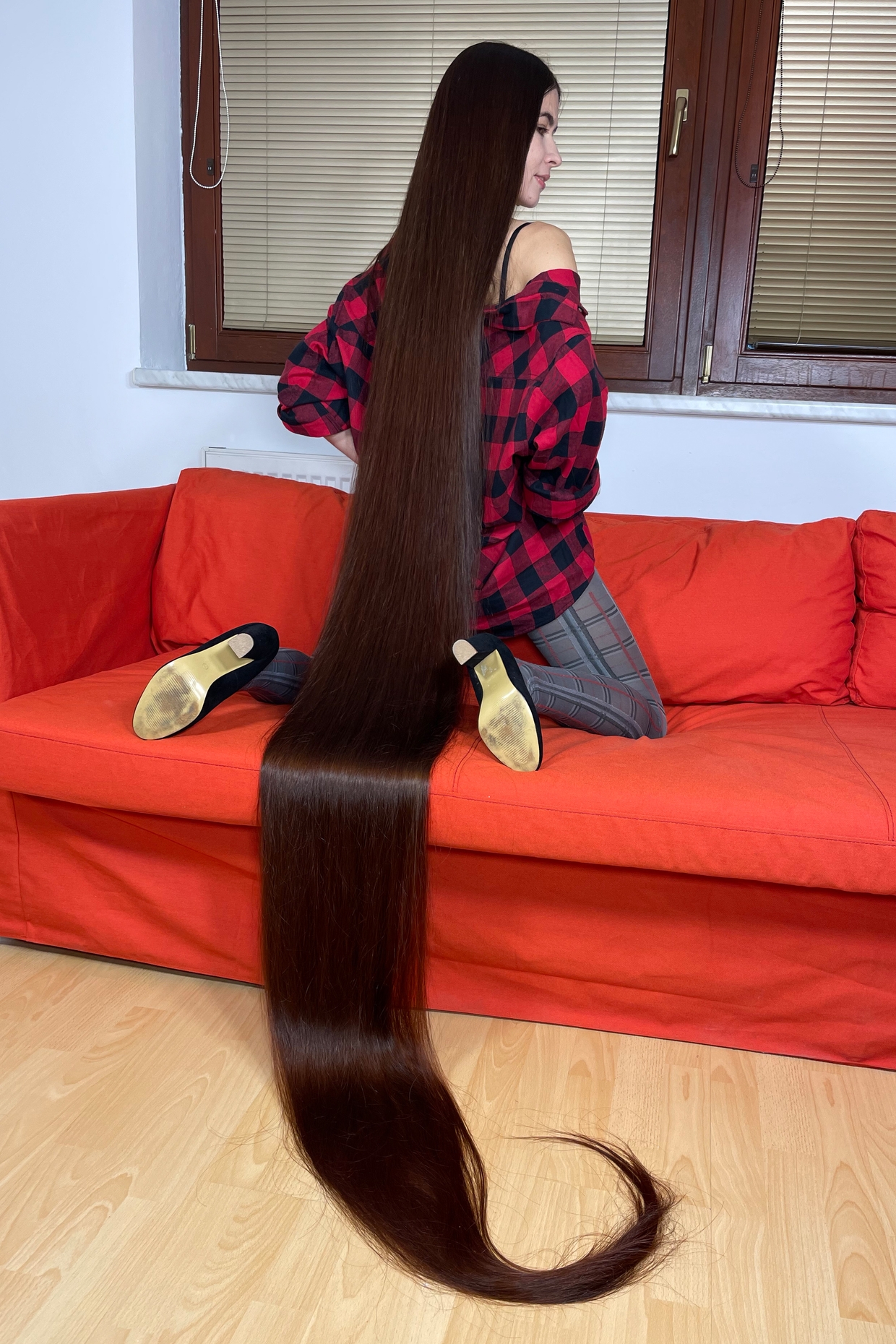 December Custom Photos_02: Real Life Rapunzel in a red checkered shirt ...