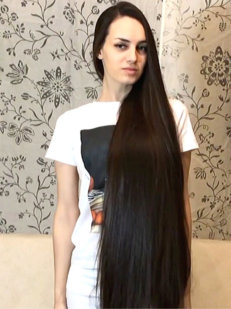 VIDEO - Extreme long hair play deluxe