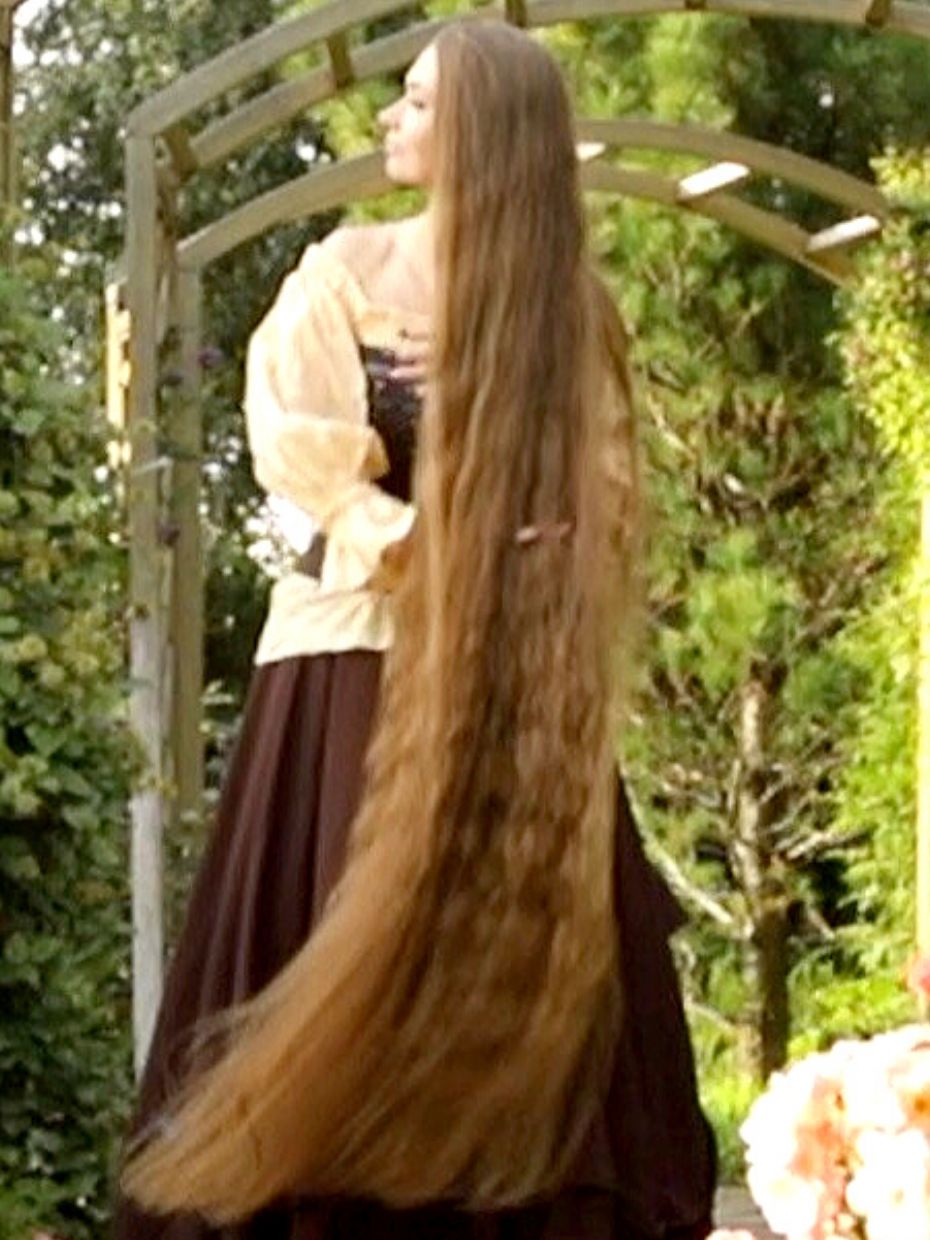 PHOTO SET - Ultra long hair relaxation 2 photoshoot