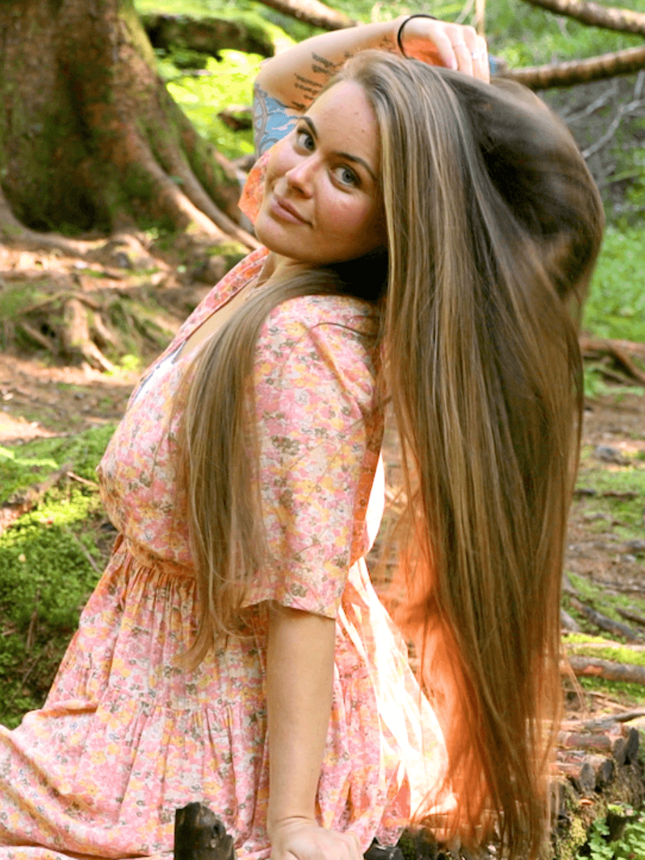 VIDEO - Natalie on the bridge