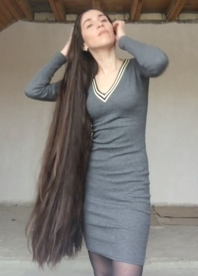 PHOTO SET - The extreme hair ladies photoshoot