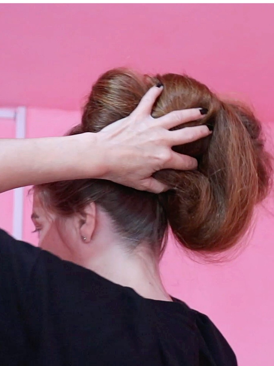 VIDEO - Luxurious long hair paradise