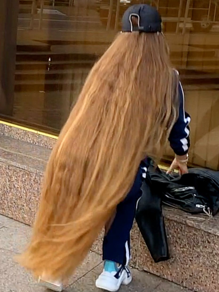 PHOTO SET - Displaying perfect hair in a perfect way photoshoot