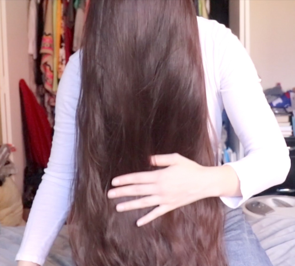 PHOTO SET - Two women with extremely long hair photosh