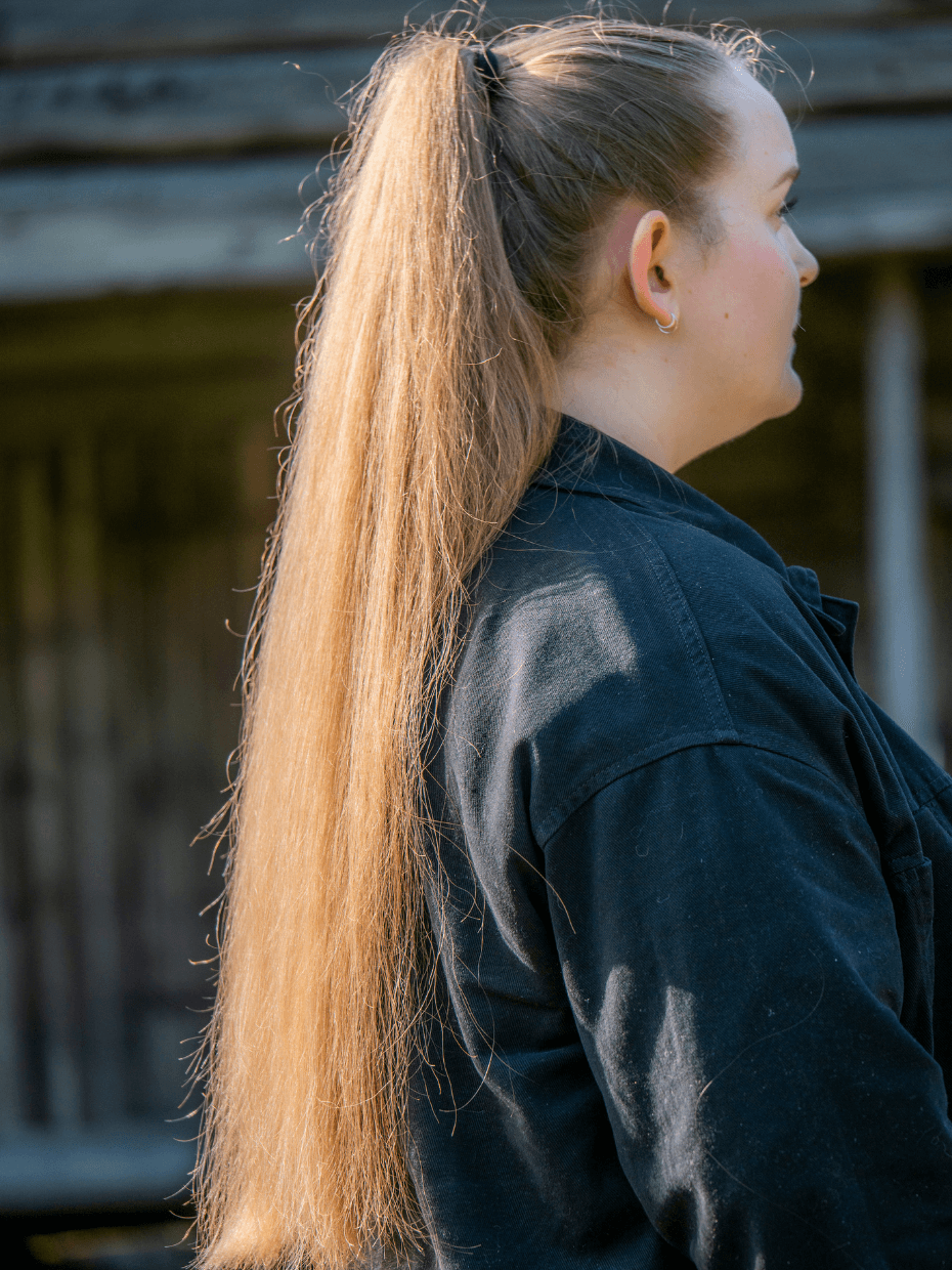 PHOTO SET - Ponytail, buns and bundrops photoshoot