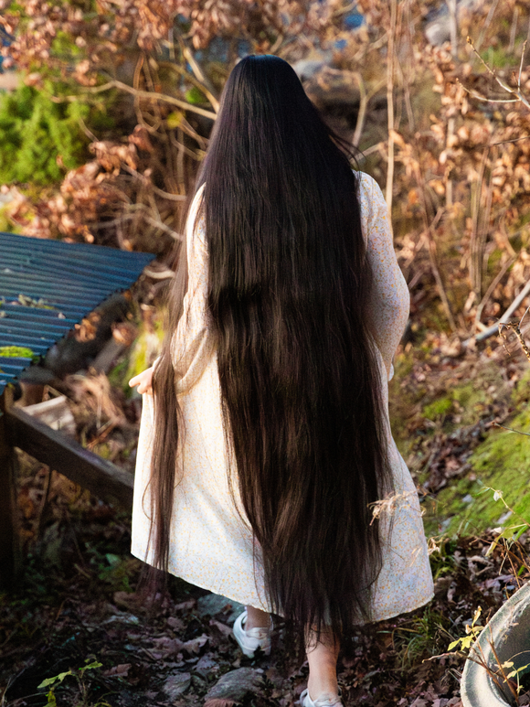 VIDEO - This is the definition of perfect hair!