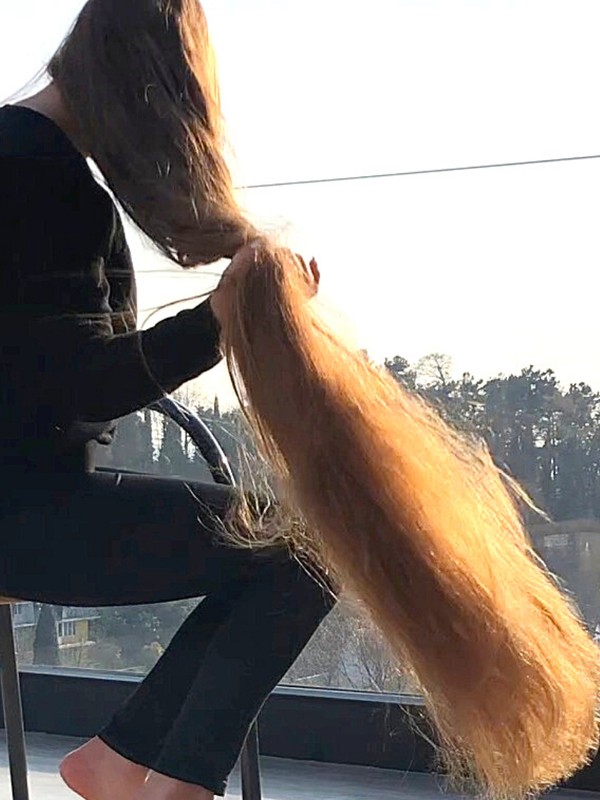 VIDEO - Dashik in black