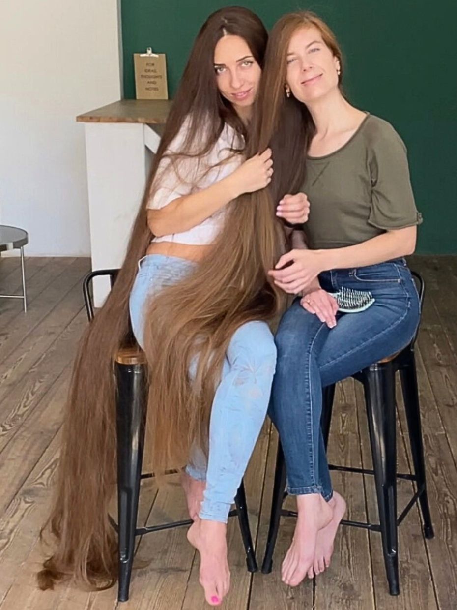 VIDEO - The ultra long hair women