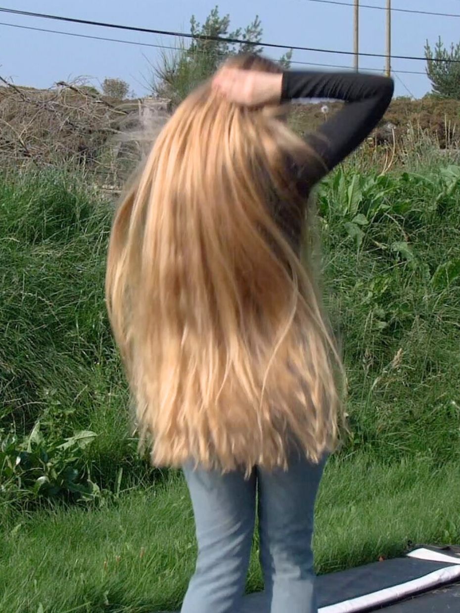 VIDEO - Trampoline Rapunzel 2