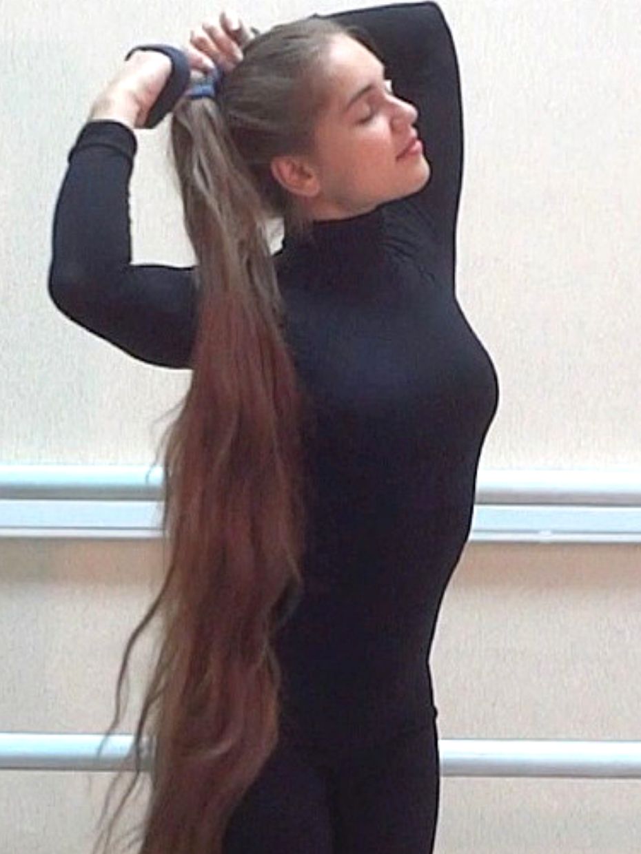 VIDEO - Dashik in black