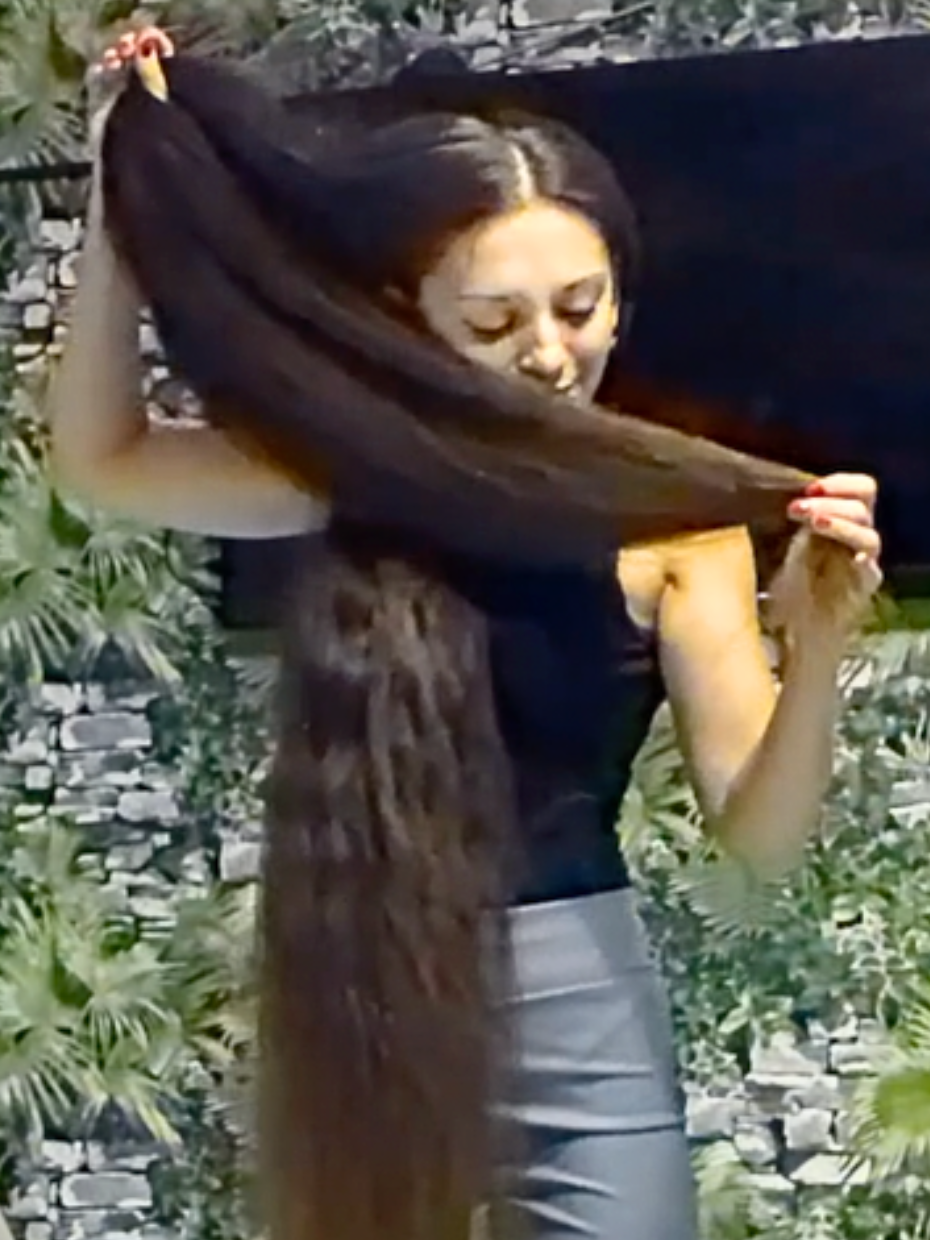 VIDEO - Natalya's massive mane is impressive