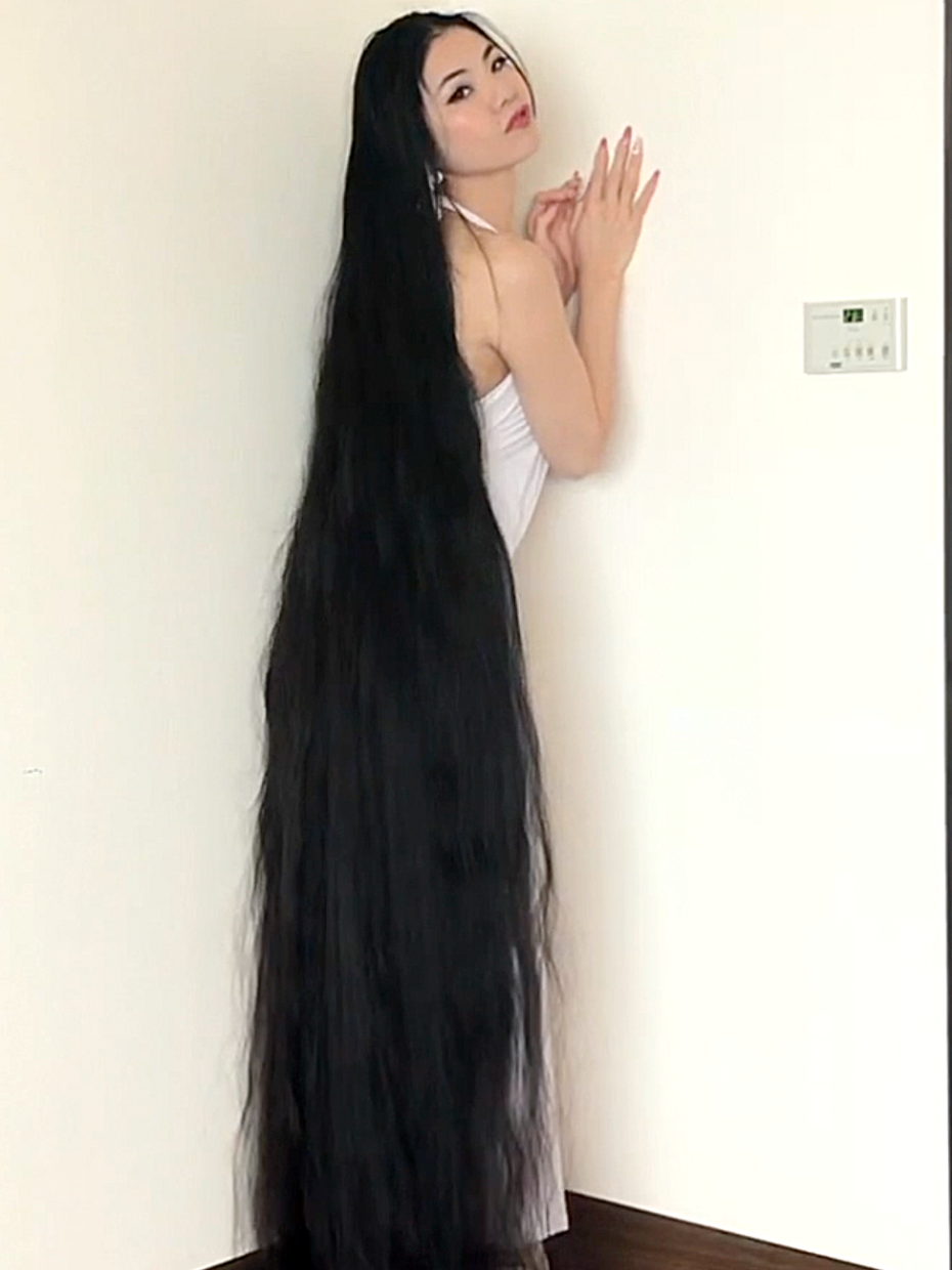 VIDEO - Super big buns