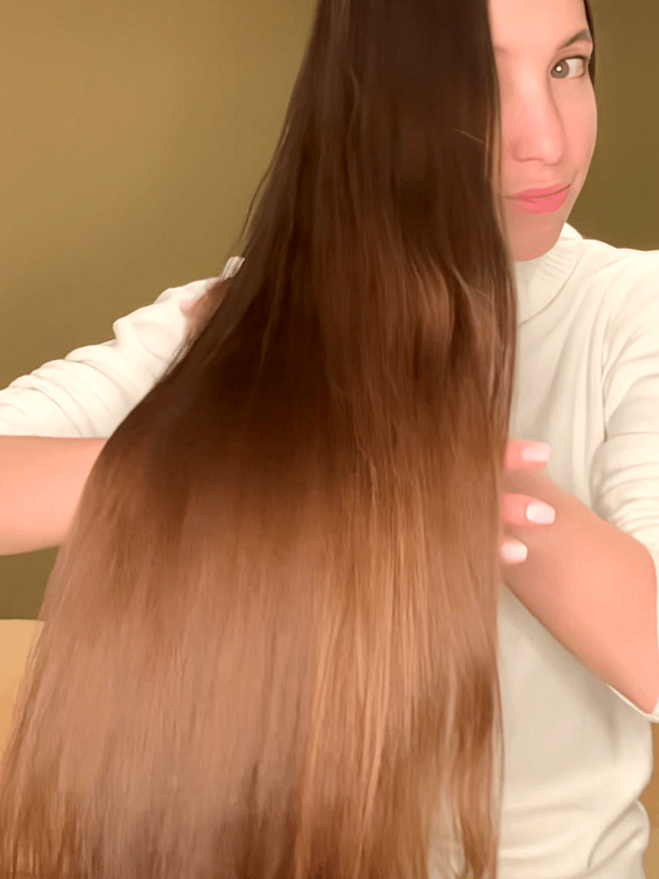 VIDEO - Beautiful and creative long hair play and display