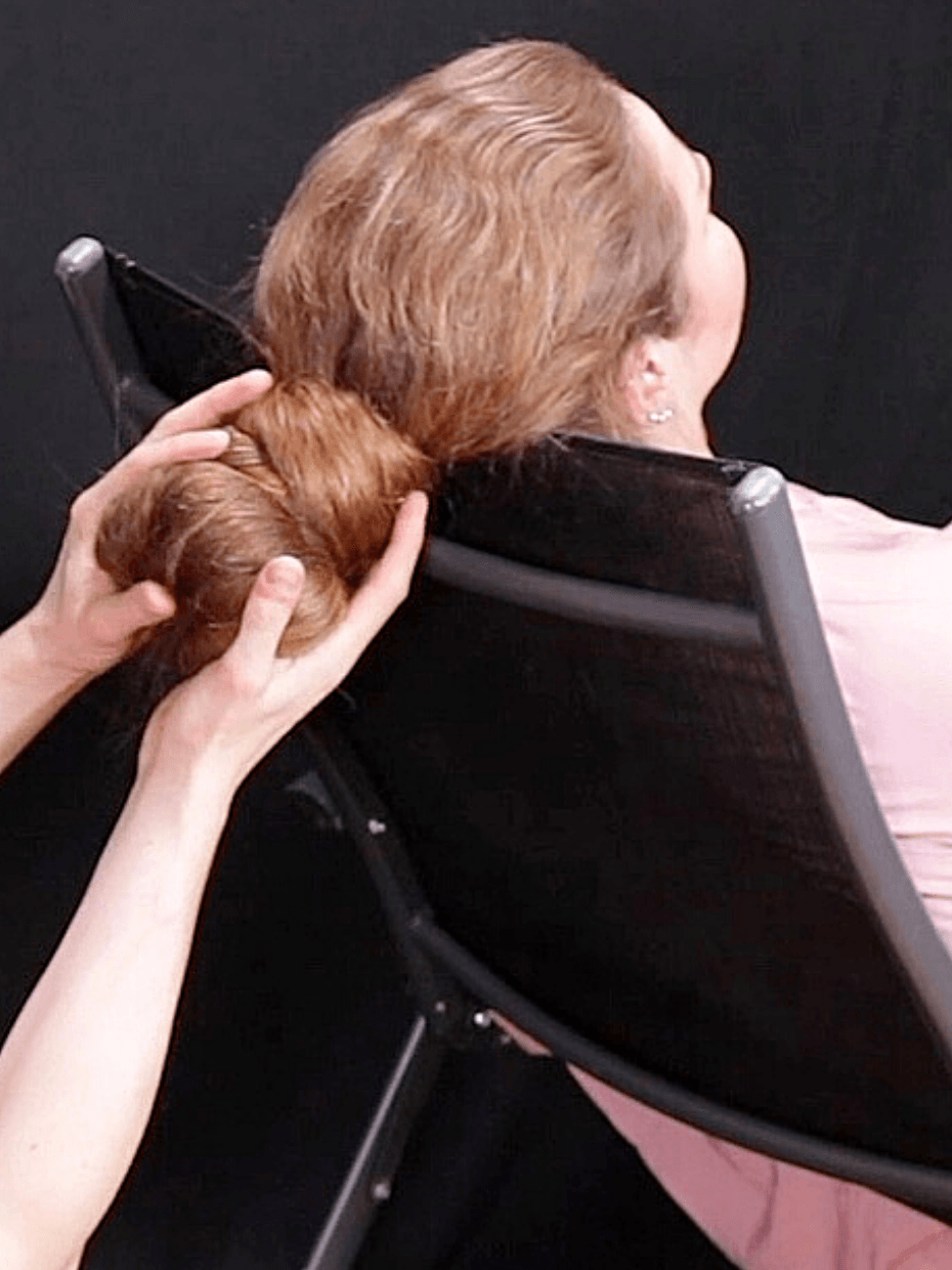 VIDEO - Julia's bun show