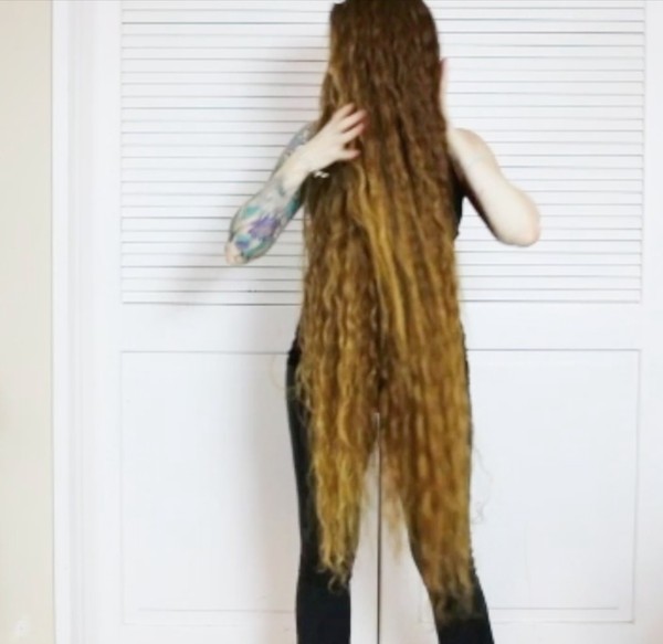 VIDEO - Jamie Annette´s curls