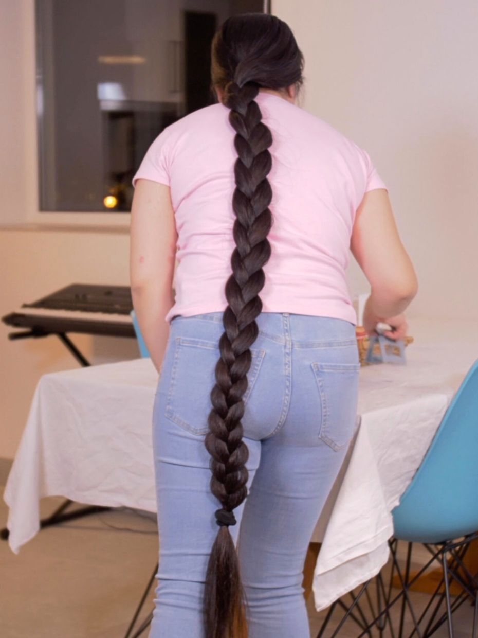 VIDEO - Isabell's mega braid
