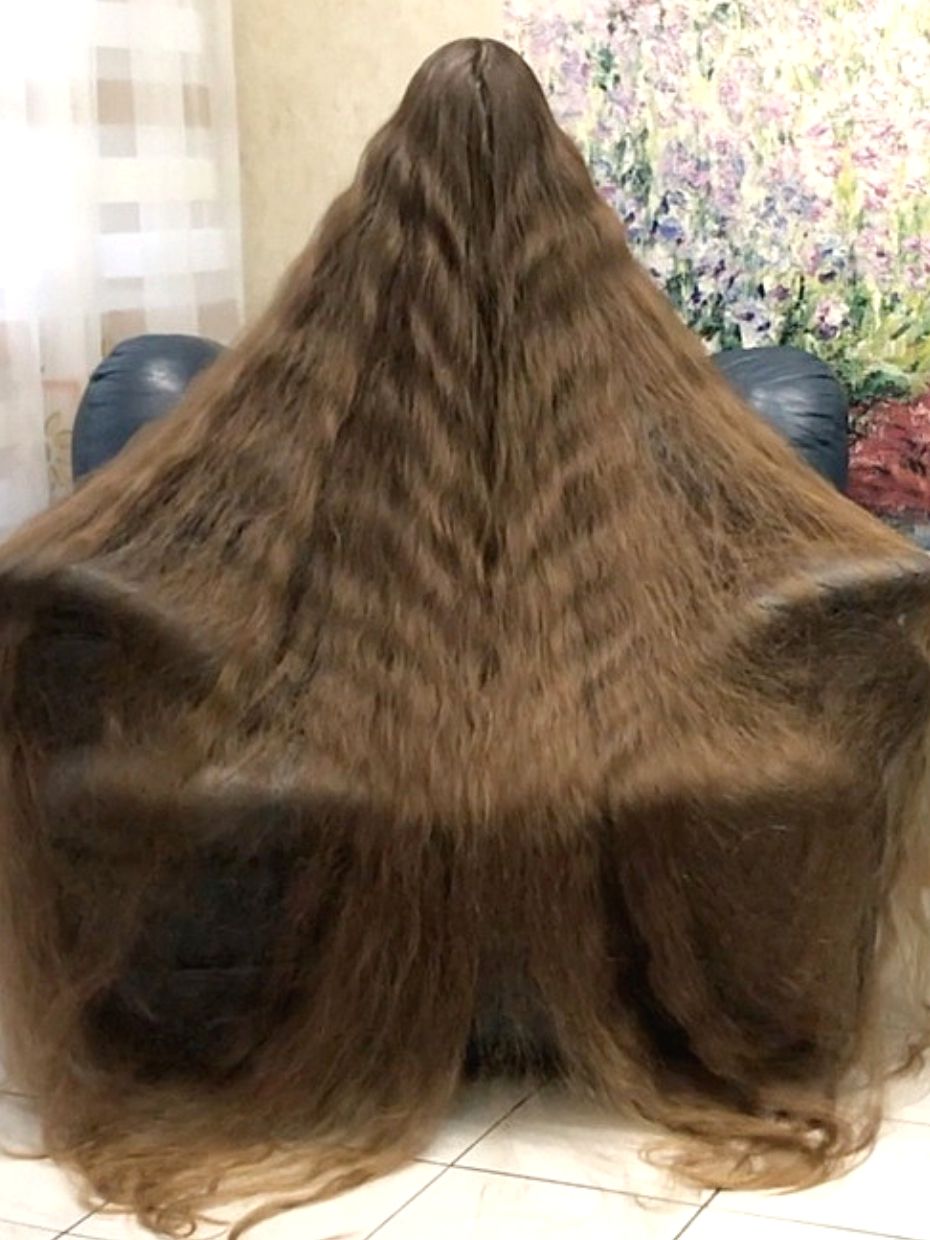 PHOTO SET - Triple long hair in motion photoshoot