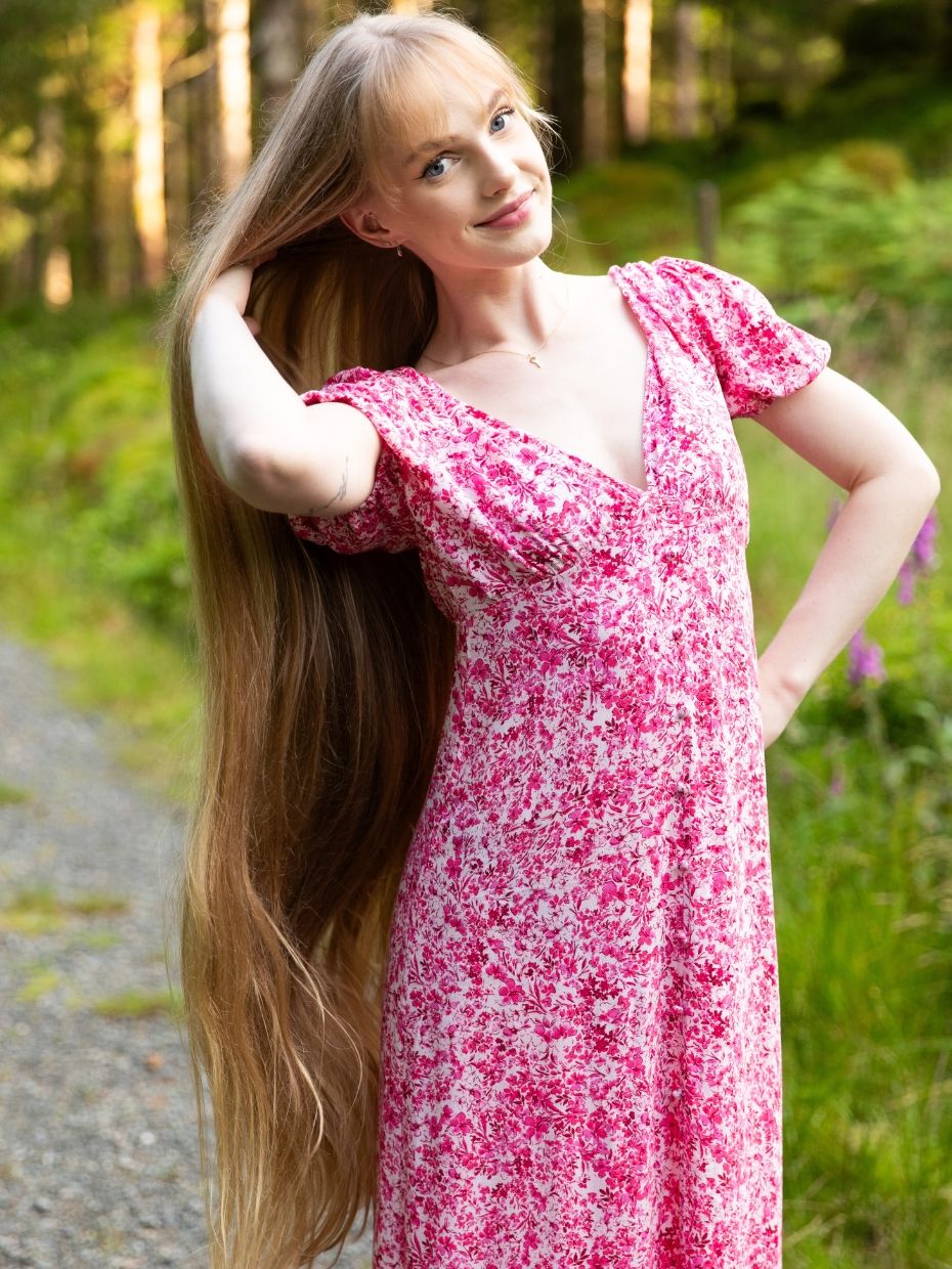PHOTO SET - Real Life Rapunzel's true beauty (part 2) photoshoot