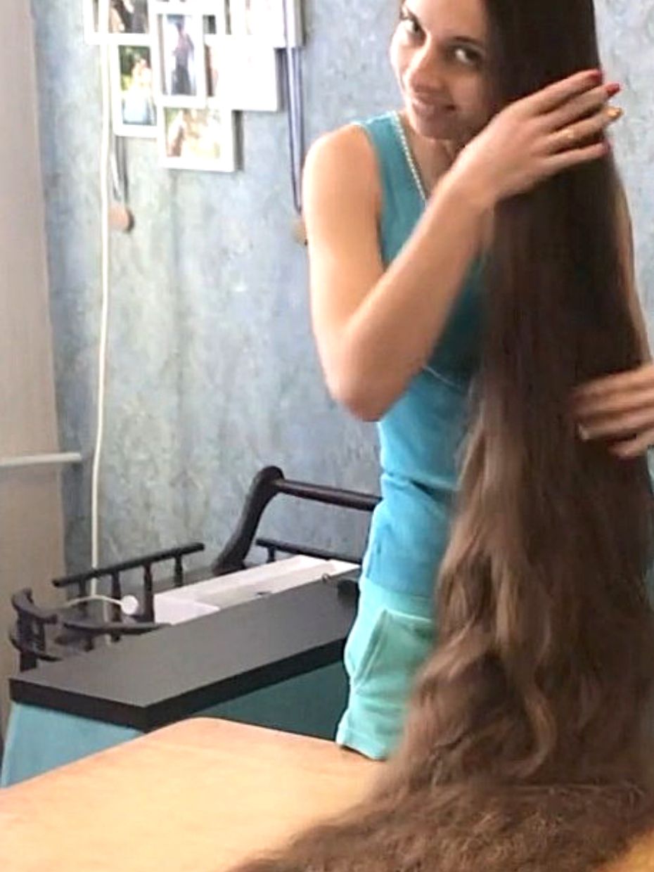 VIDEO - The hair table 2