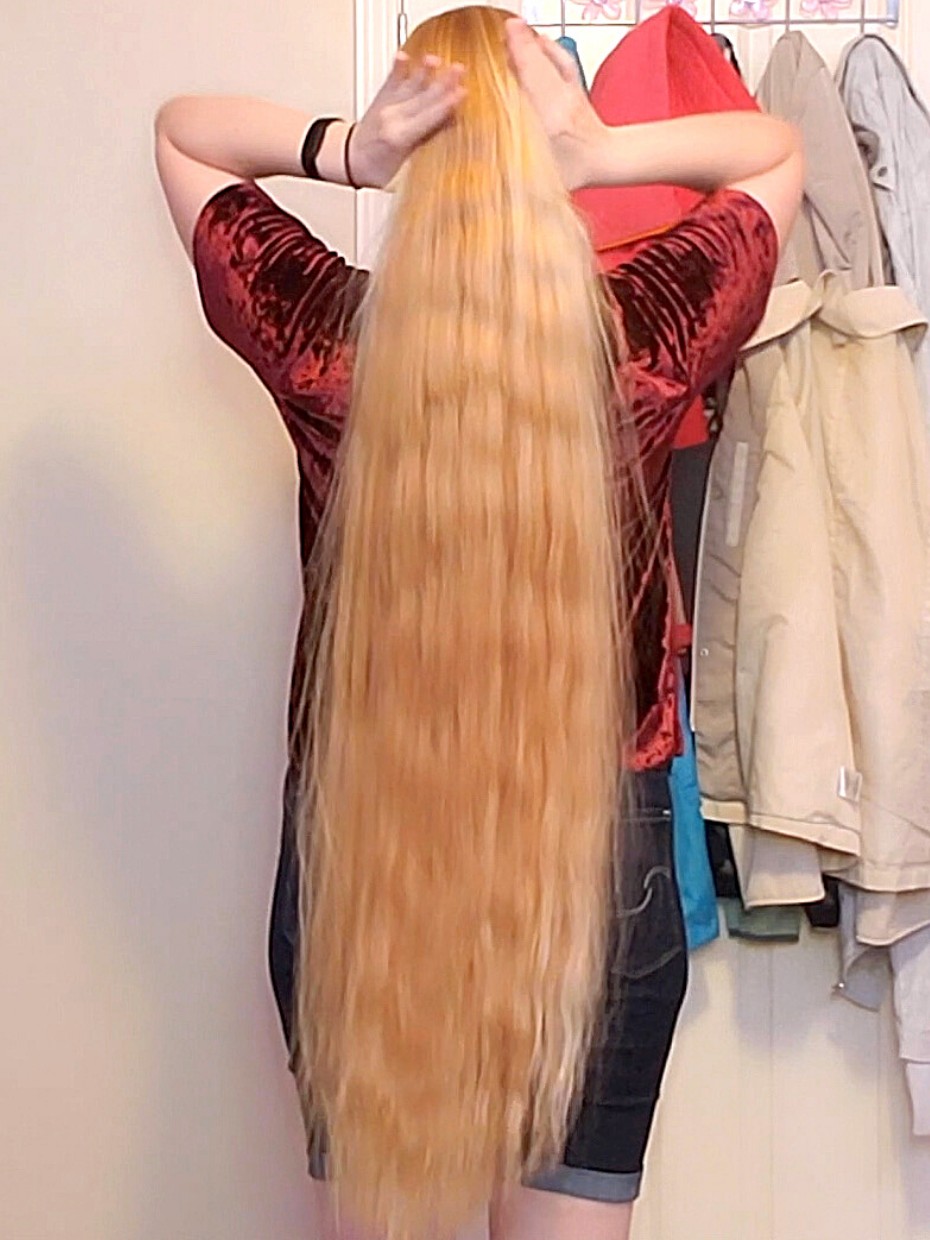 VIDEO - Light blue angels