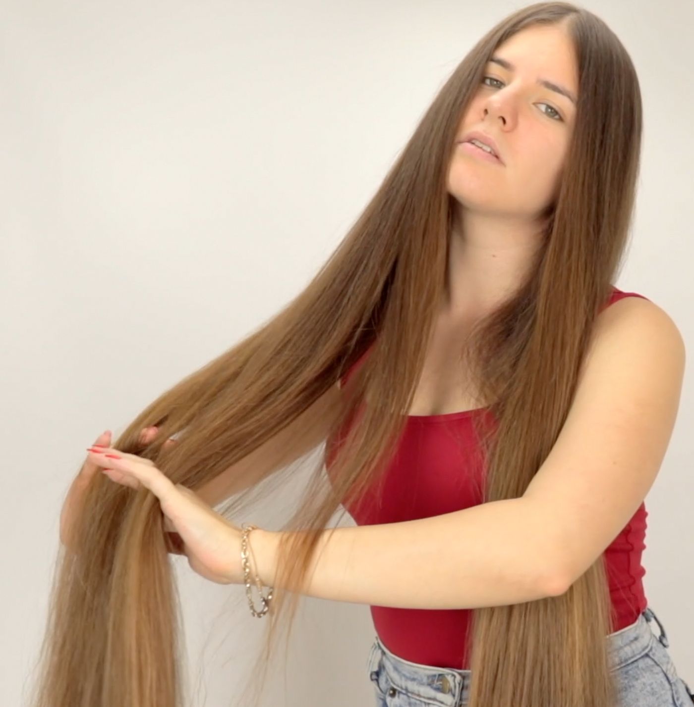 VIDEO - Soft, silky and glamorous