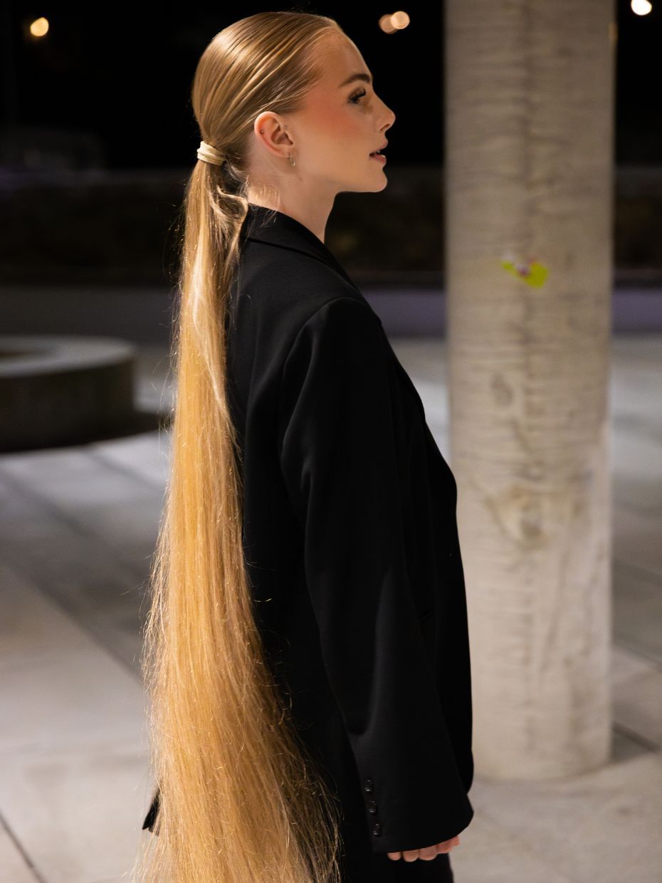 PHOTO SET - The long ponytail walk photoshoot