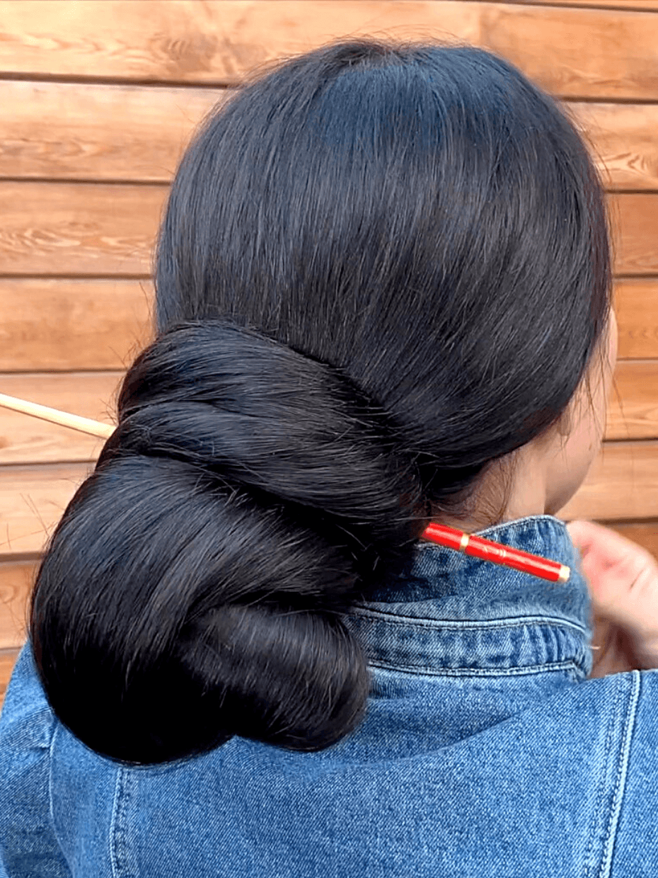 VIDEO - Ultra giga hair