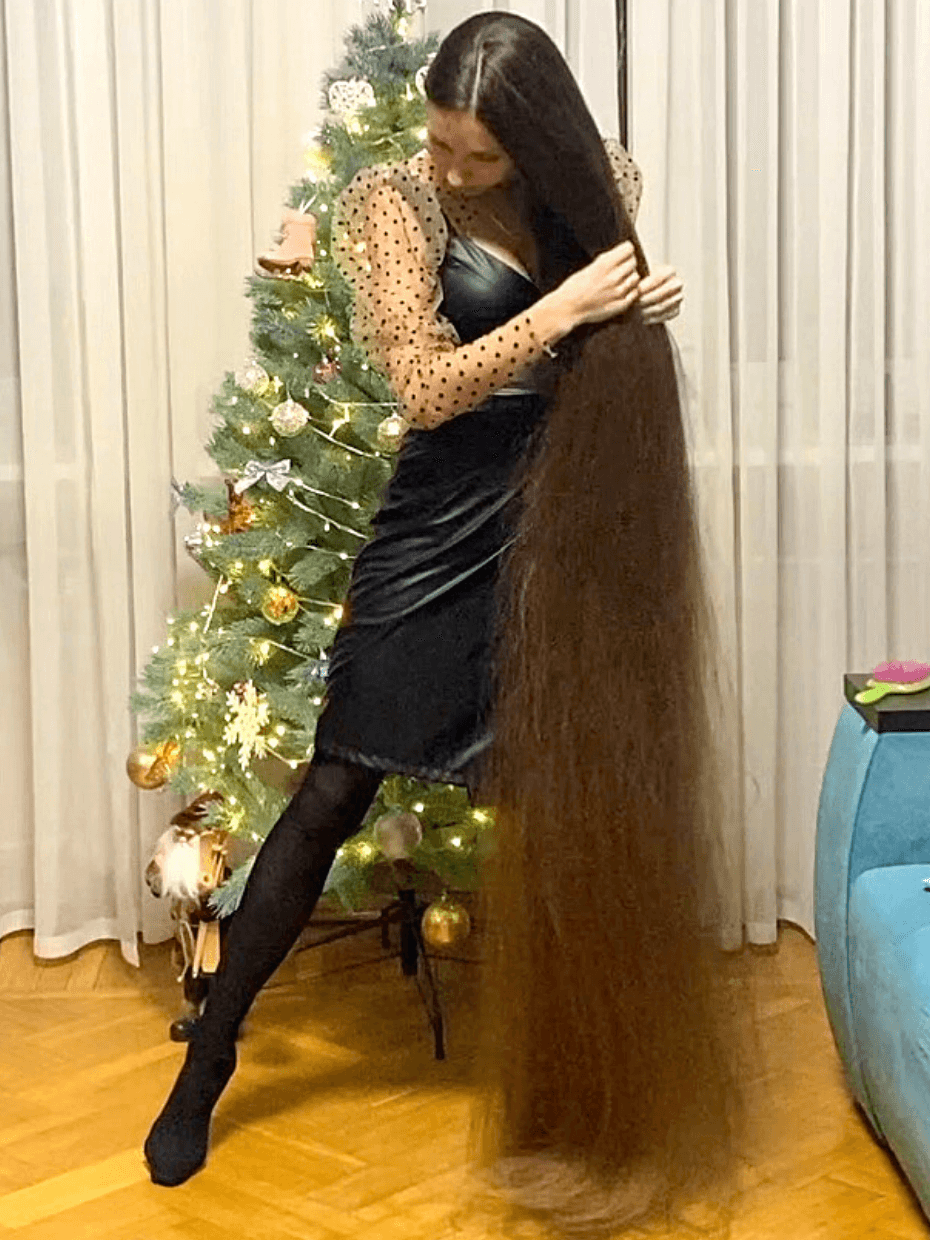 VIDEO - Time for floor length hair