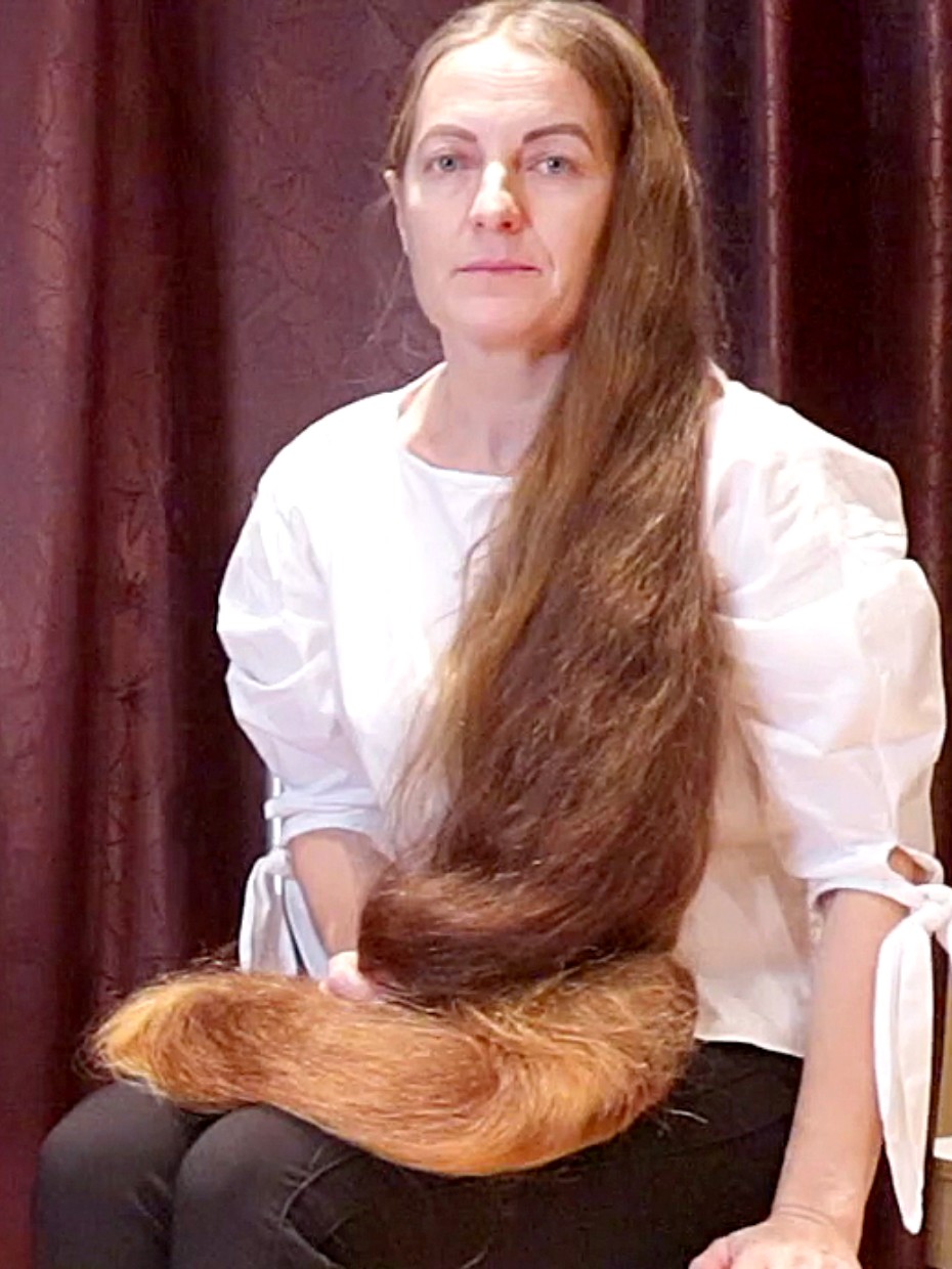 VIDEO - Super heavy, ultra long hair