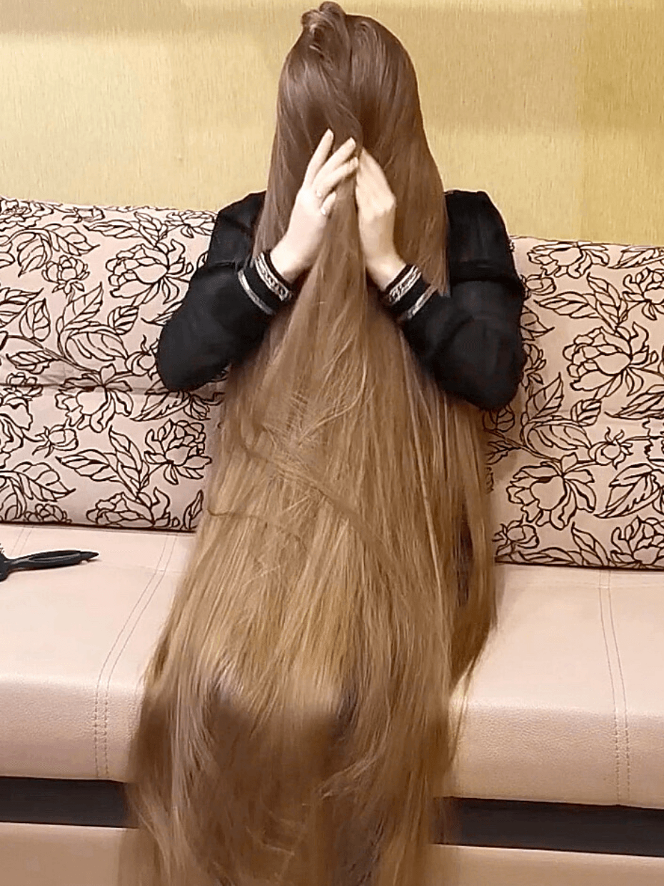 VIDEO - So much blonde hair