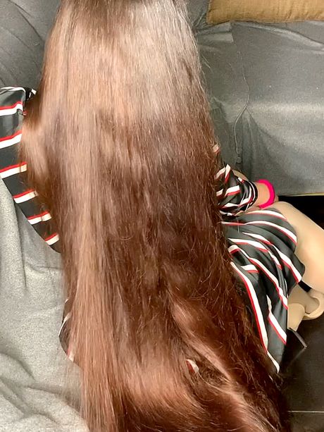 VIDEO - Extremely thick and heavy hair smelling and ha