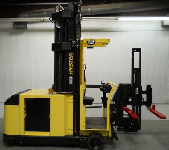 Hyster V30XMU, V35XMU, V40XMU Man-Up Turret Trucks A463, A464, A465 ...