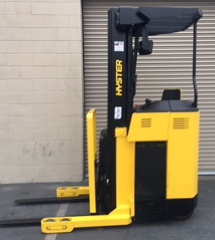 Hyster N25XMDR3, N30XMR3, N40XMR3, N50XMA3 Electric Reach Truck C470, C471 Series Spare Parts Manual