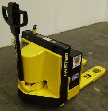 Hyster W60XT, W80XT Electric Walkie; T5XT Towing Tractor E135, E142 ...