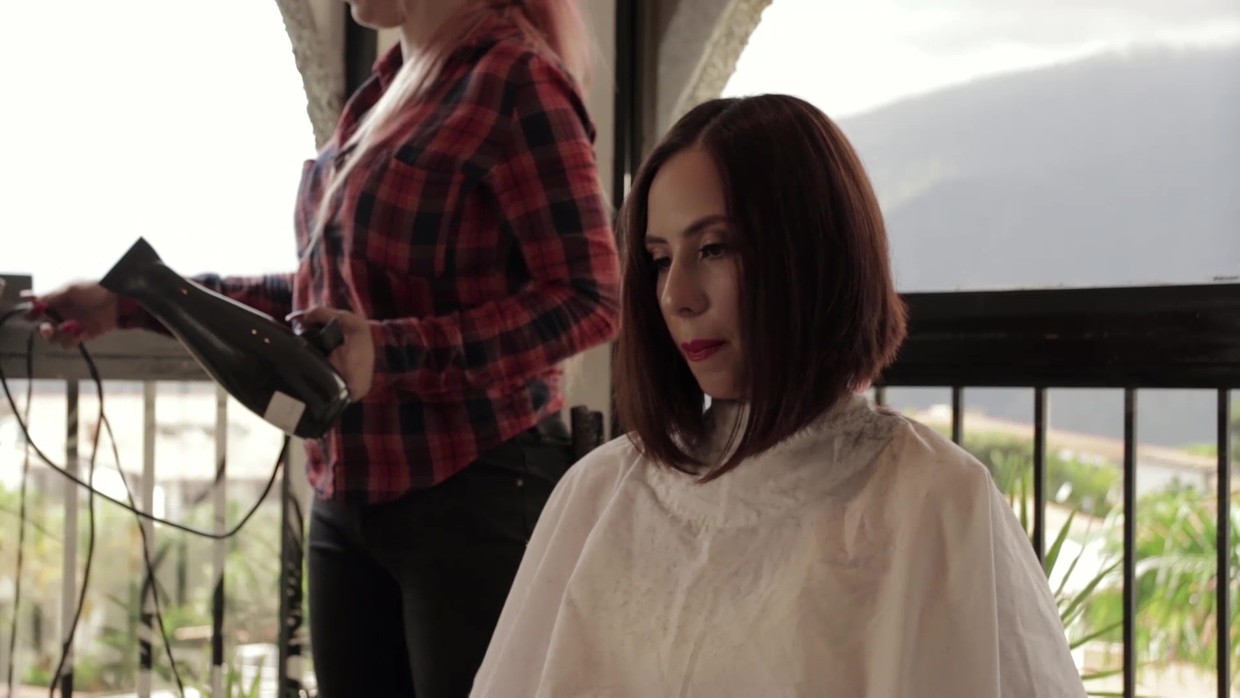 25 Sonia: long bob, short bob, bowlcut, bald