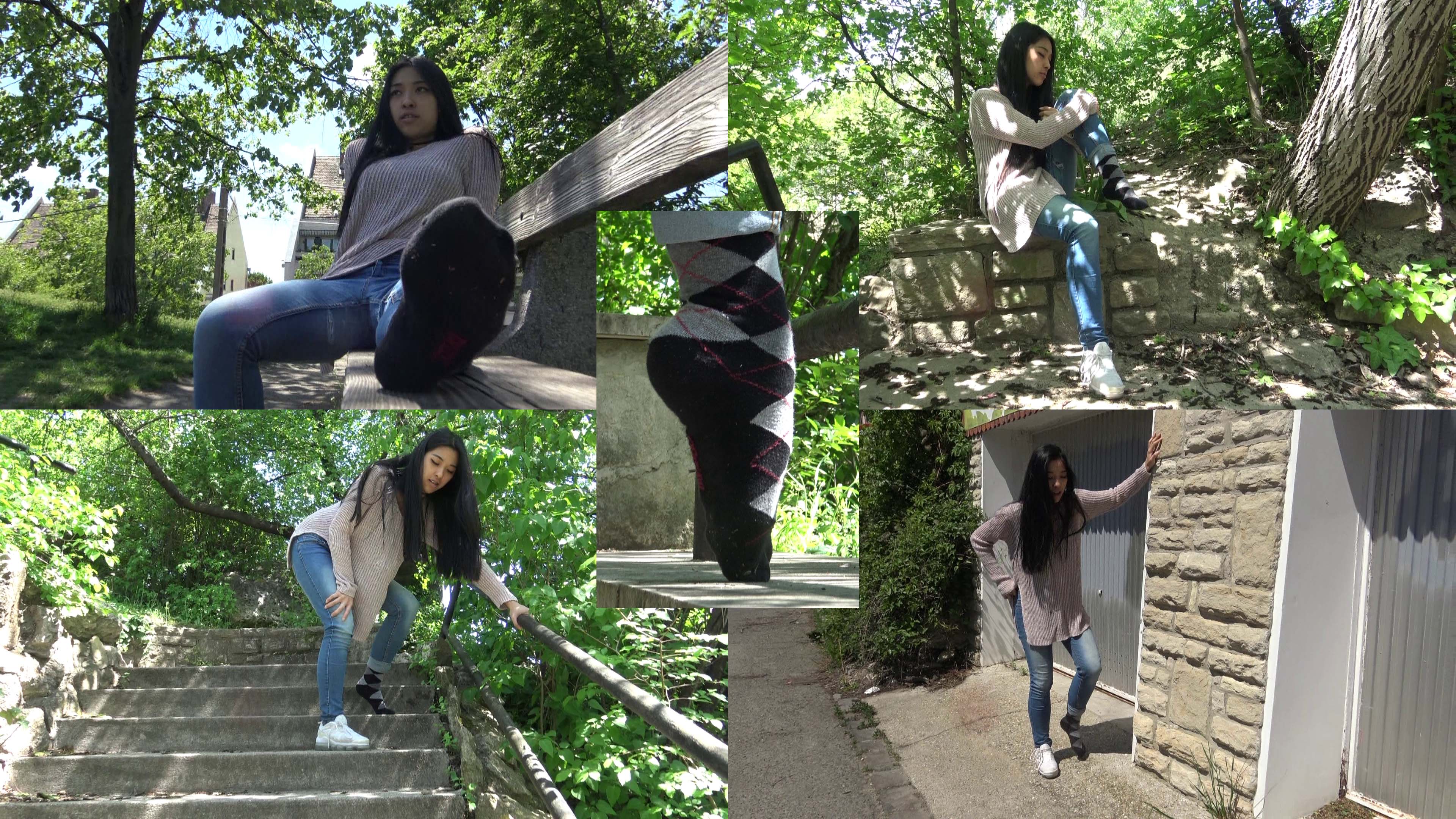 Four Girls One Shoe Part1