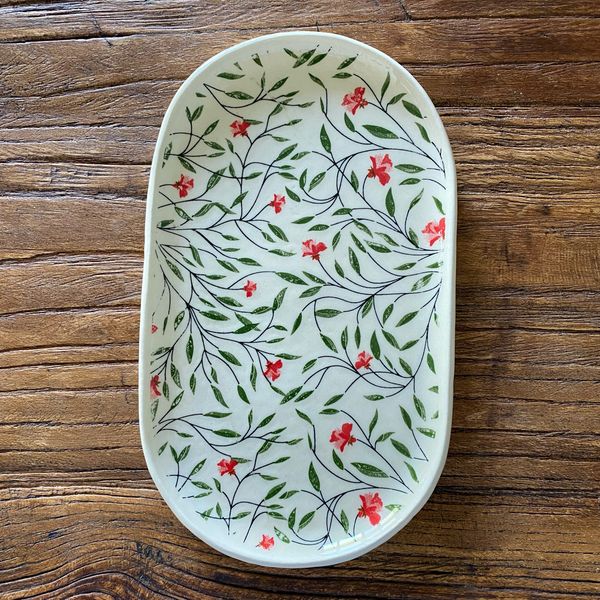 Small oval plate - green floral