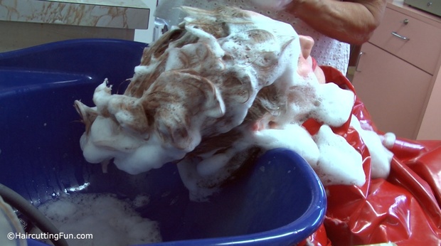 Kats Pixie Haircut in Stages and Messy Shampoo Digital Video