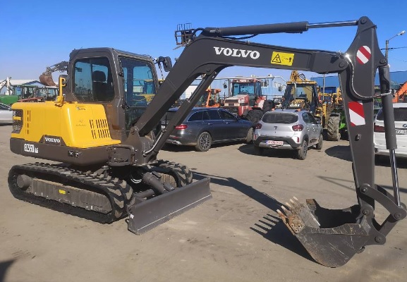 VOLVO EC55 COMPACT EXCAVATOR