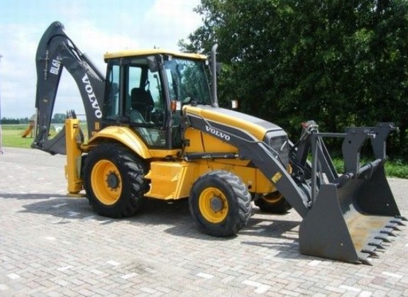 VOLVO BL61 PLUS BACKHOE LOADER