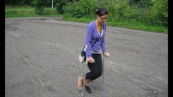 Sarah 27 Barefoot - cast is gone but i still must us m