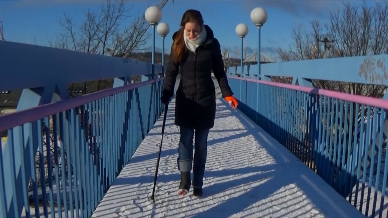 Melinda 6-5 Term SLWC - Walking on my SLWC in the snow - 20 min