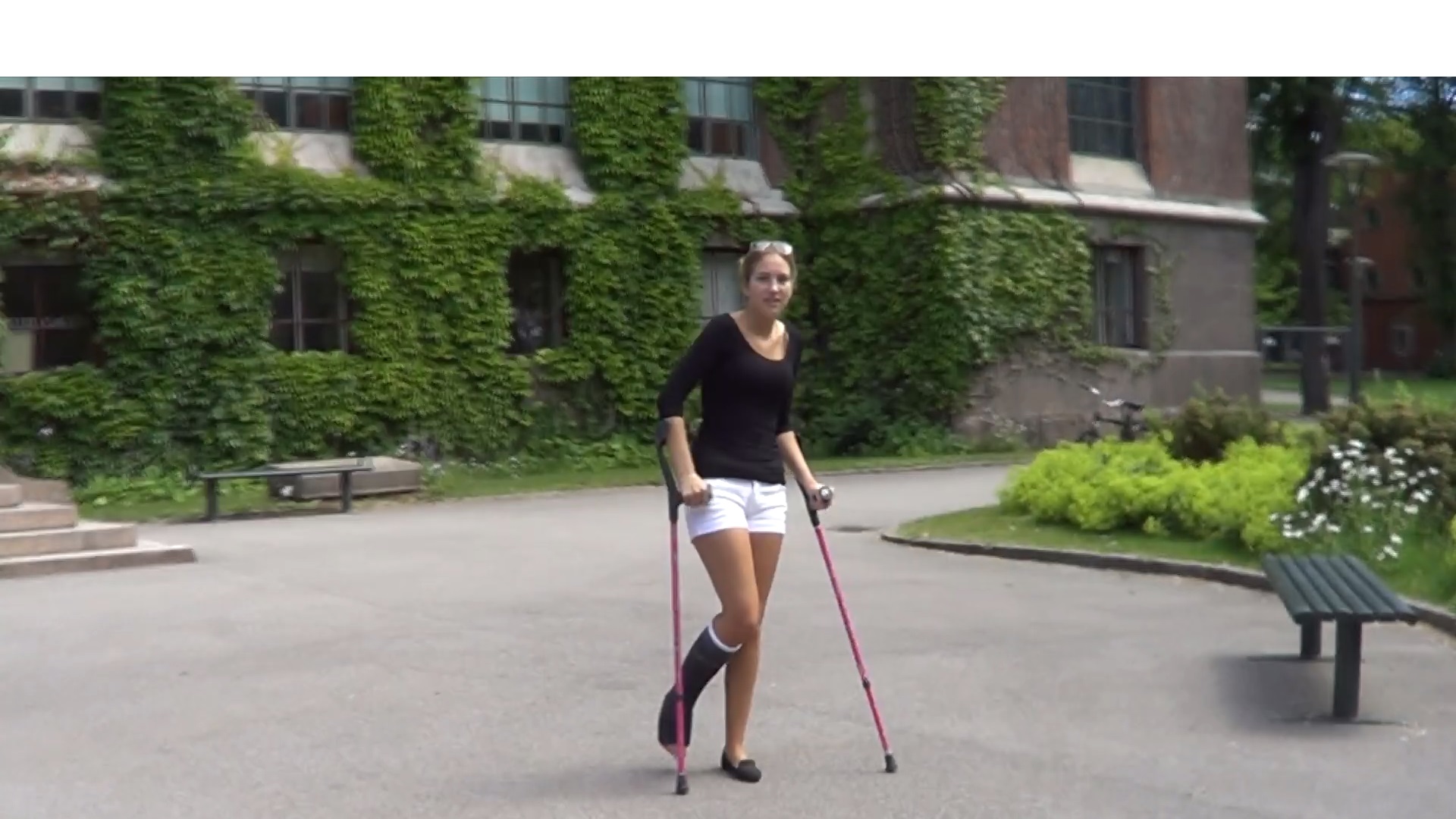 Meleny 1 SLC - With a blue SLC up for the hill - 5 min