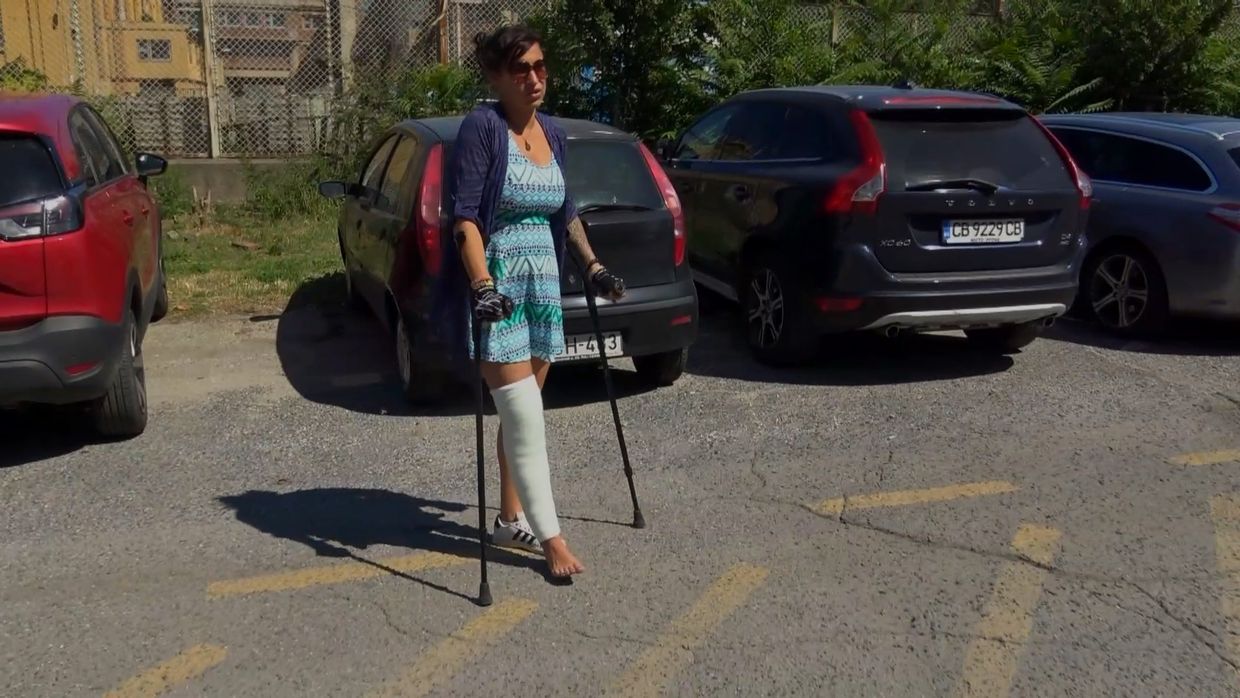 Nomie 2308-4 CLC - If i have a shoe on my foot my leg hits the ground ...