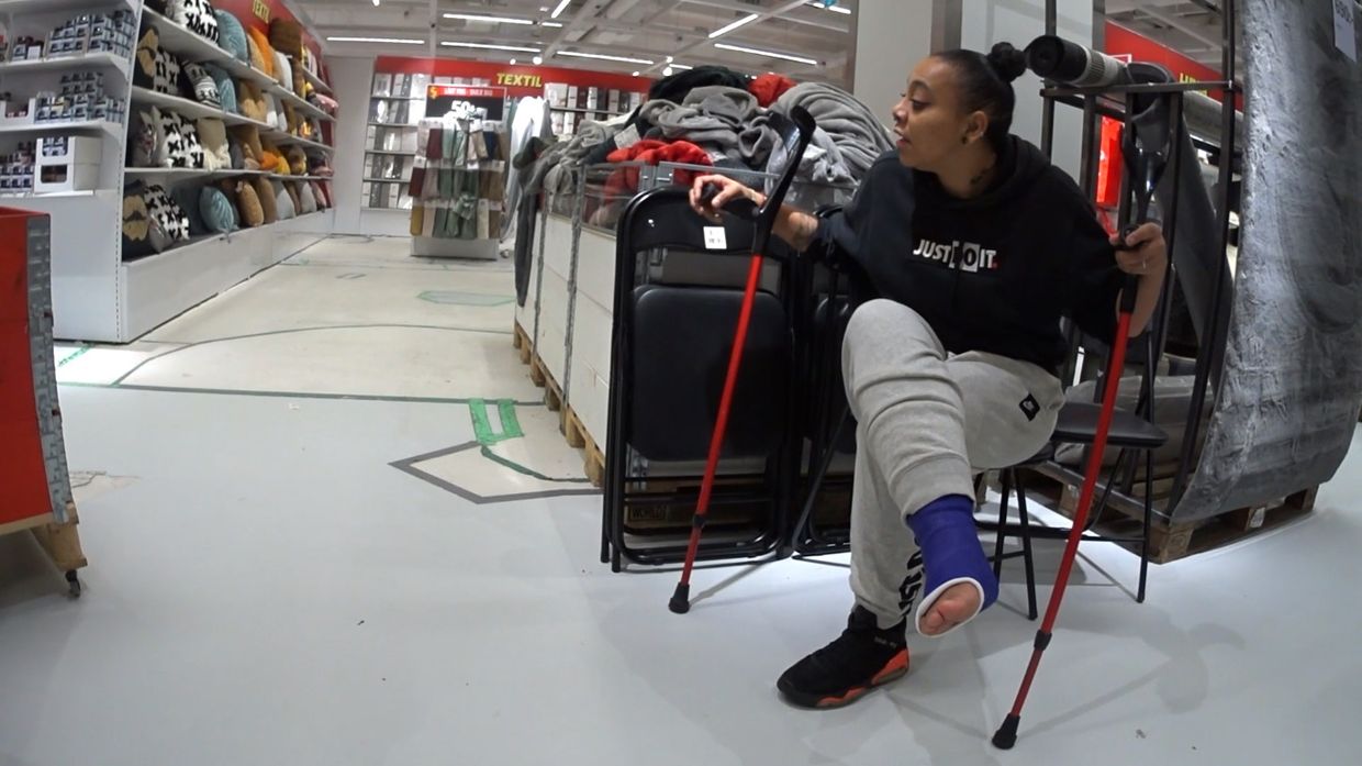 Sassy 10 SLC - Another broken leg - 9 min